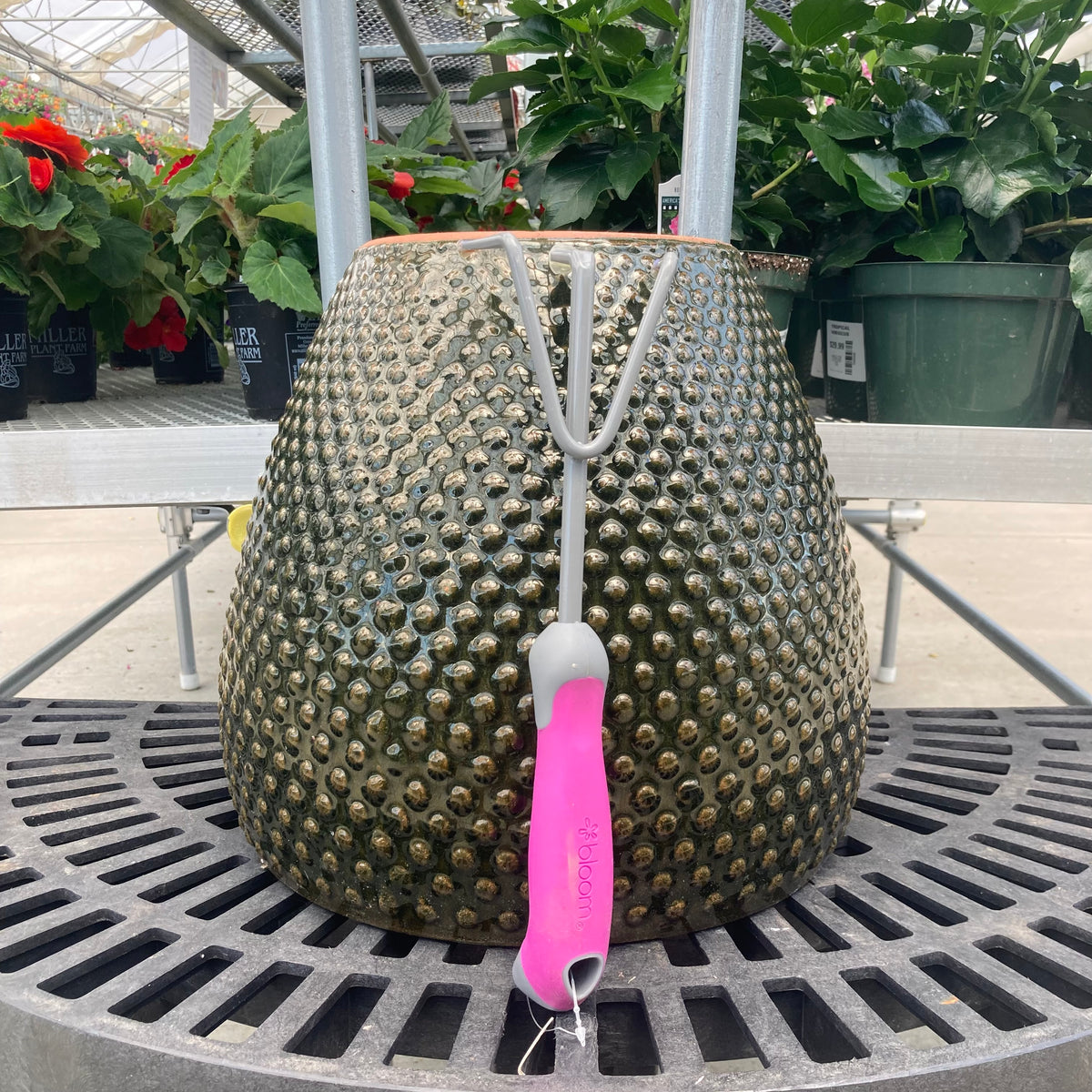 Gardening Tools – Miller Plant Farm